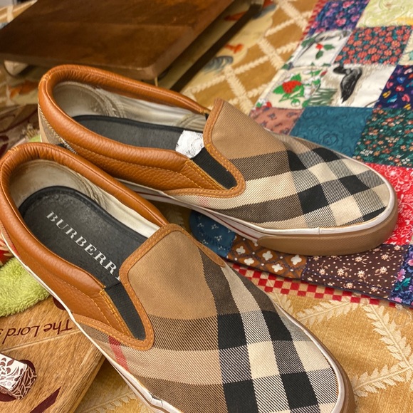 Burberry | Shoes | Burberry Tan And Brown Boat Shoes | Poshmark